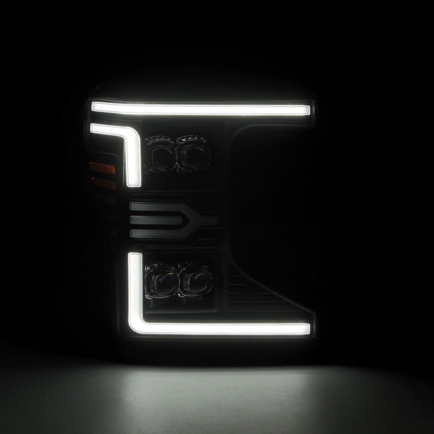 AlphaRex Headlight Assembly 880338