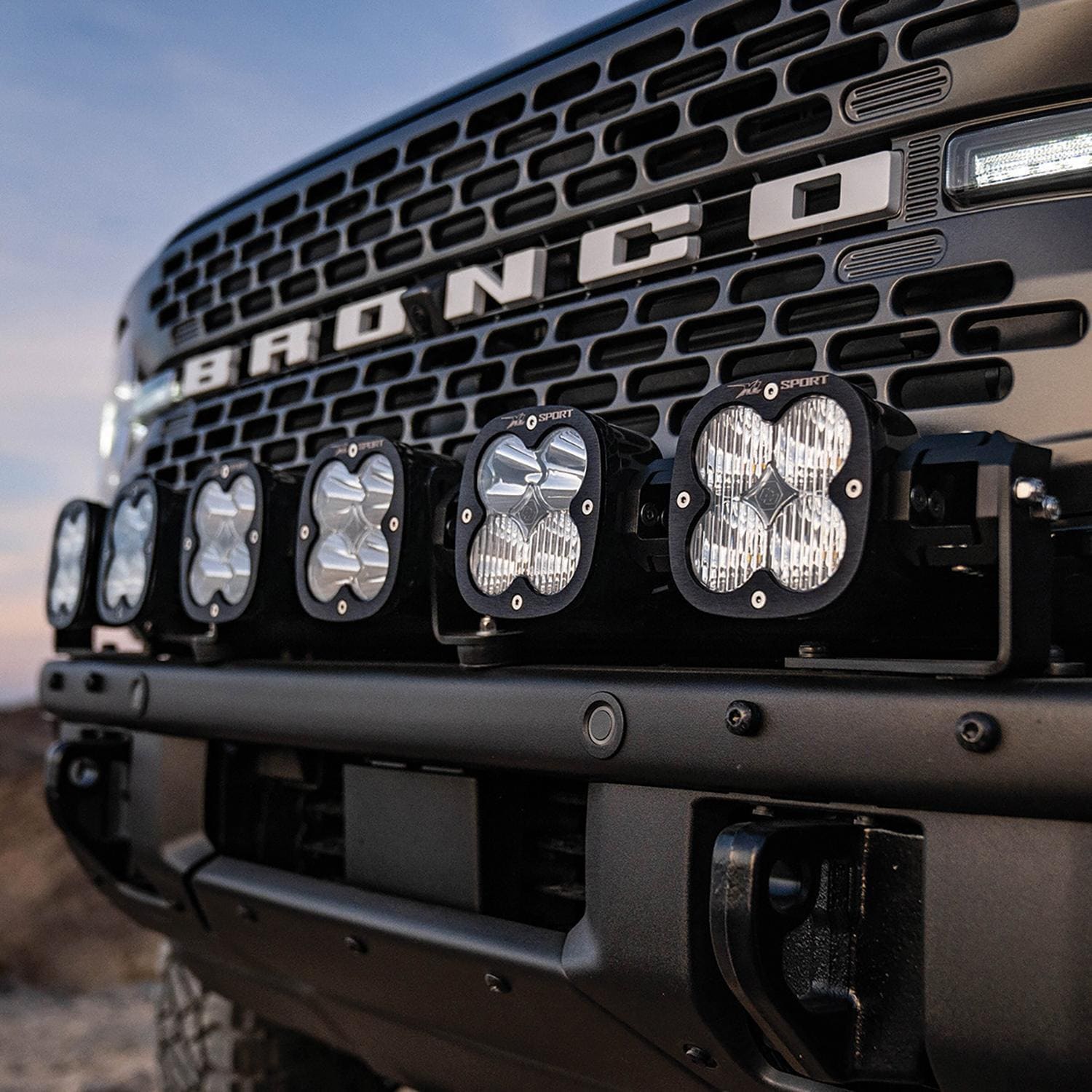 Baja Light Bar Mount