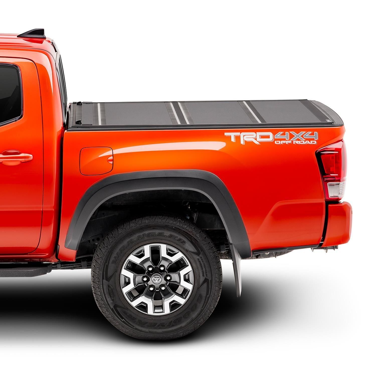 BAK Hard Tri-Fold Tonneau Cover 448407