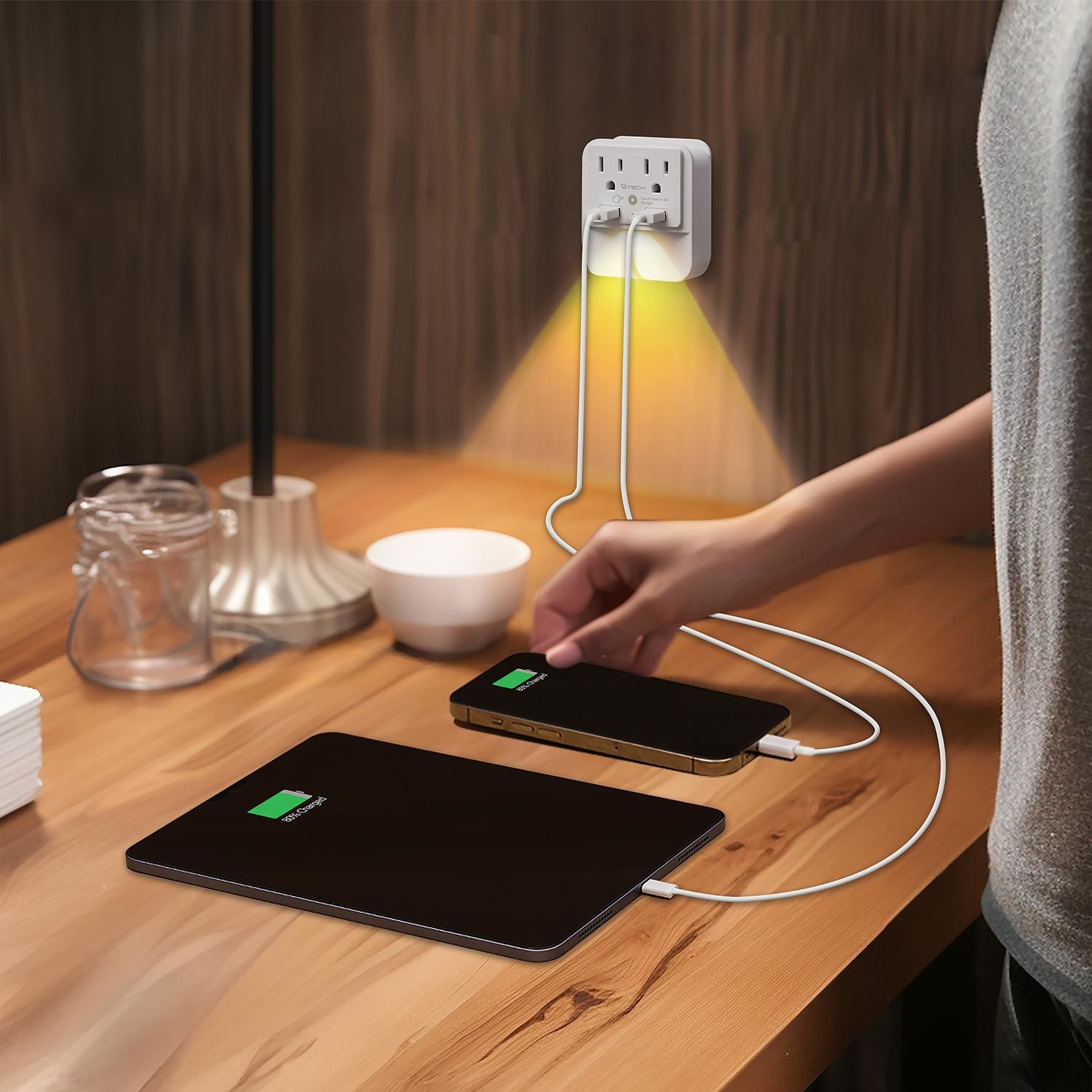 CJ Tech Wall Tap 2 Outlet 2 USB with Built in Nightlight