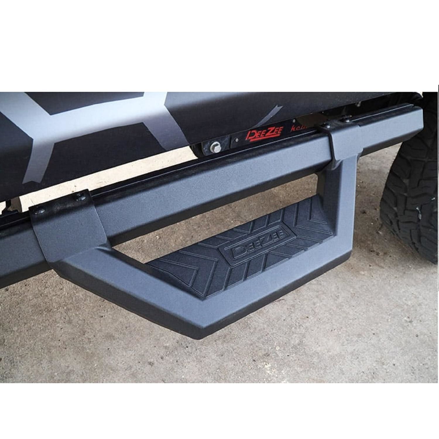 Dee Zee Step Nerf Bar DZ66311CTB