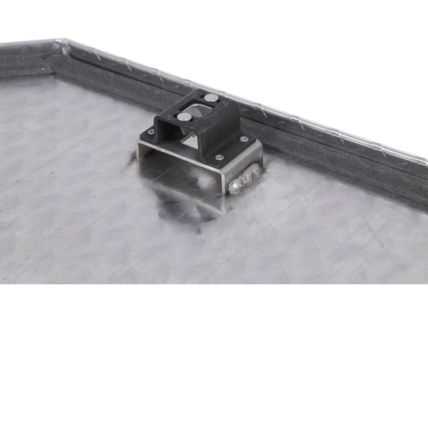 Dee Zee 45 Degree Brite Tread Aluminum Triangle Truck Tool Box