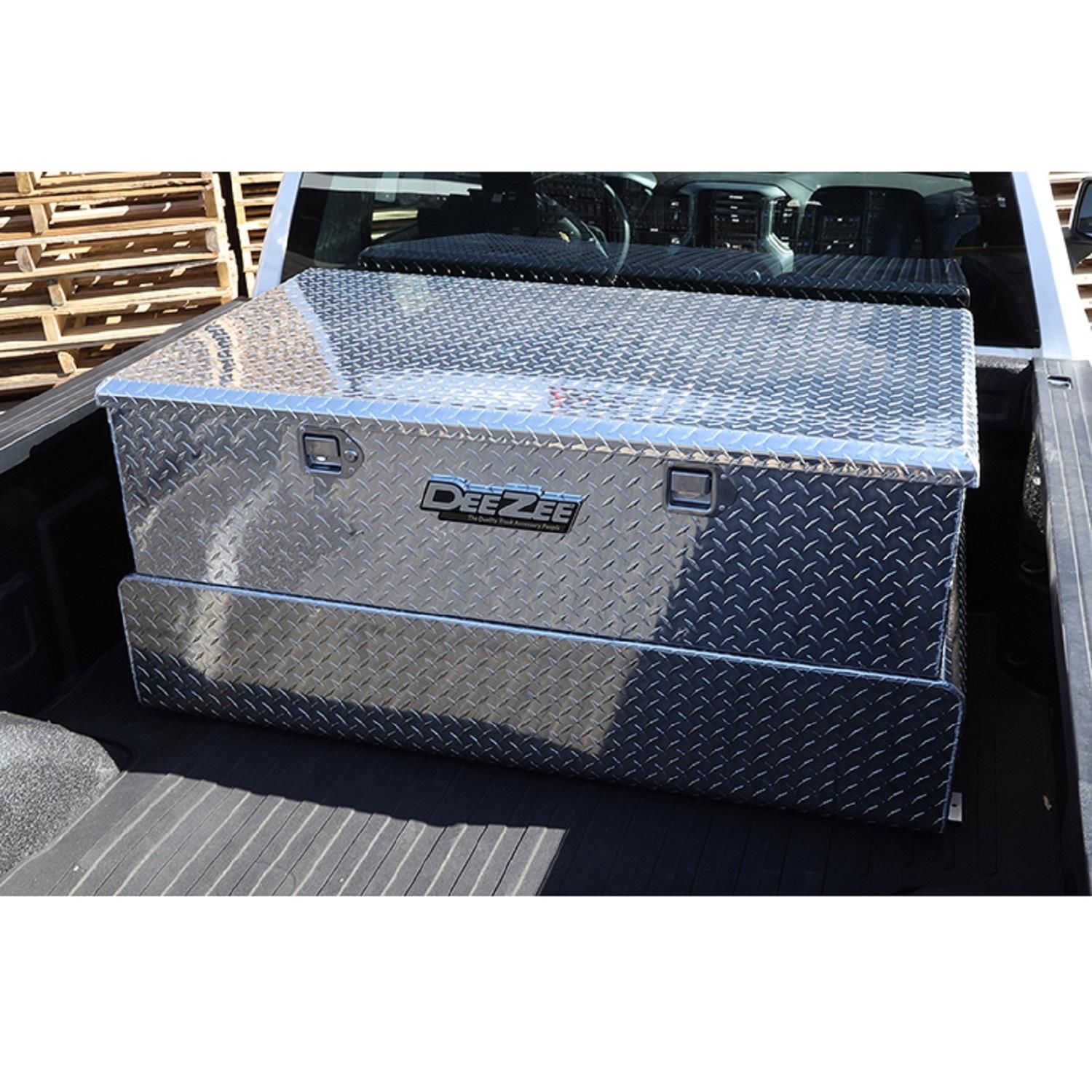 Dee Zee 25.5in x 30in 62 Gallon Brite-Tread Aluminum, Combo Liquid ...