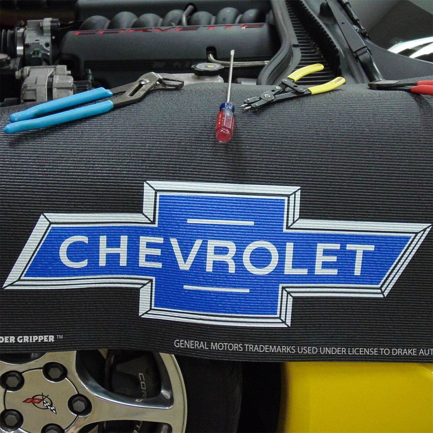 Fender Gripper Vintage Bowtie Chevrolet Logo Original Fender Cover