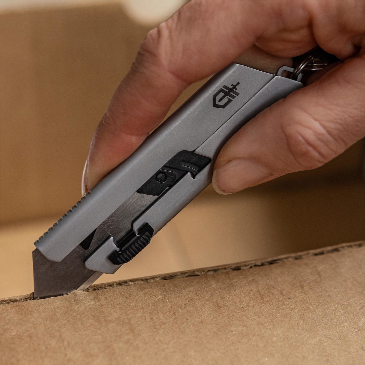 Gerber Knives Ripstop I Silver Plain Edge Drop Point, EAB Mini Hills ...