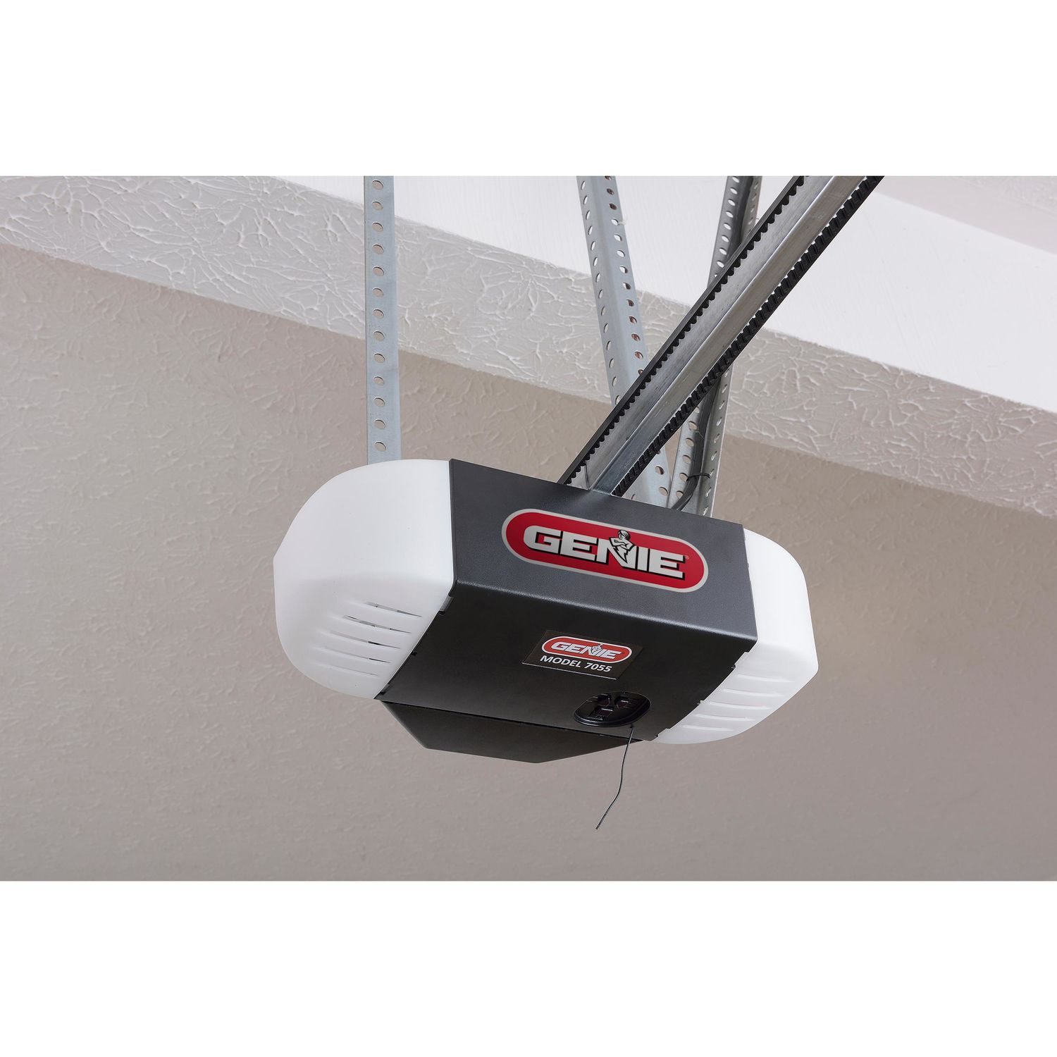 Genie Belt Drive Garage Door Opener with Battery Back Up