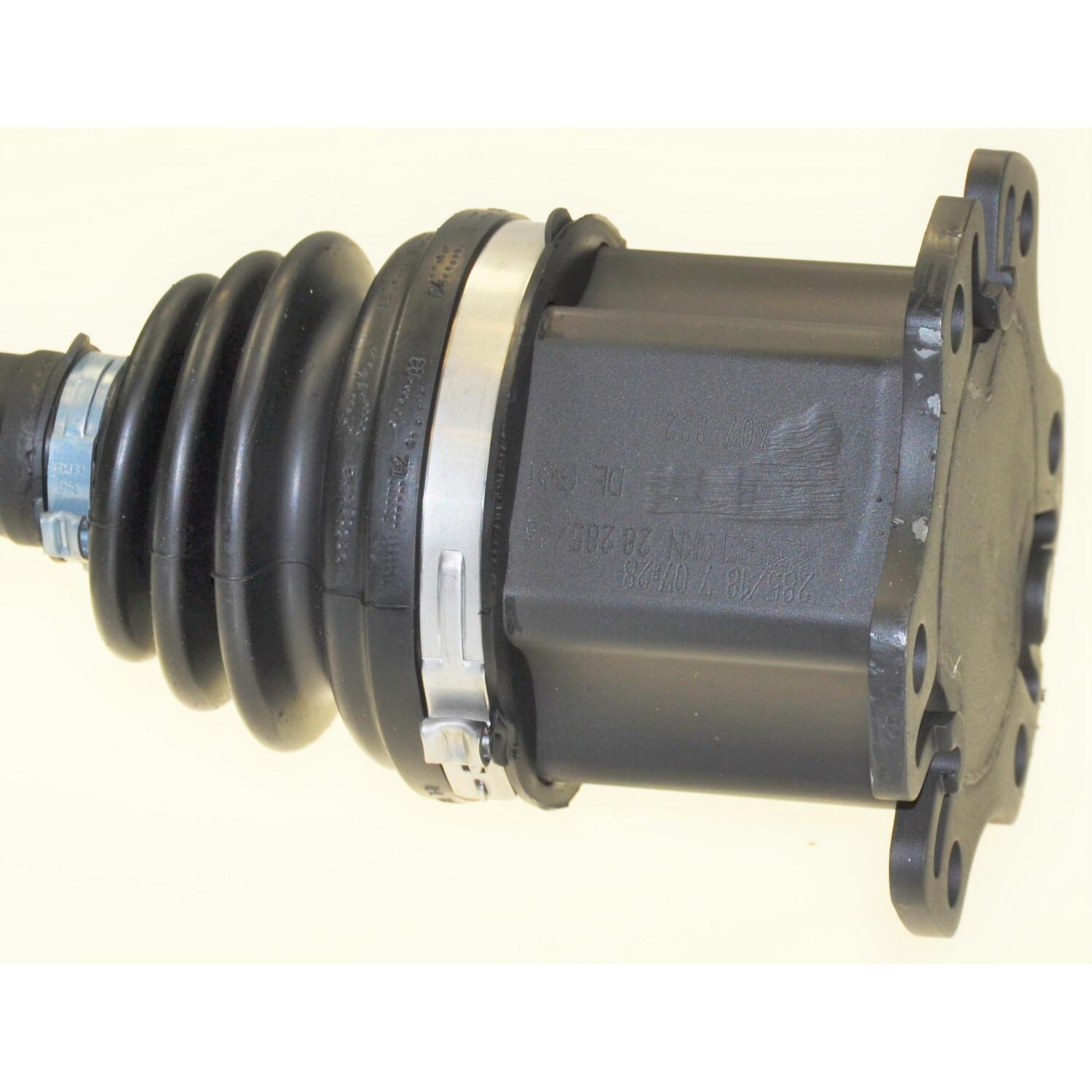 GKN CV Axle 305081