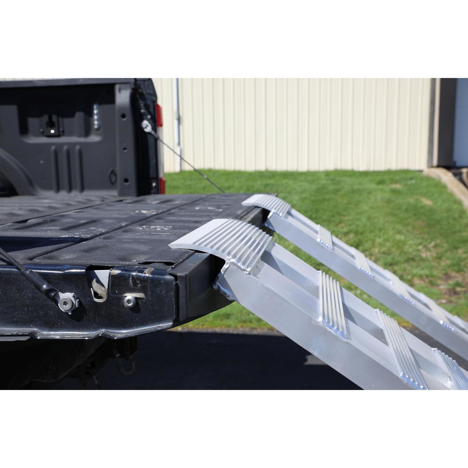 Gen-Y Hitch 8ft Heavy Duty 3,000lbs Capacity Per Ramp Foldable Aluminum ...