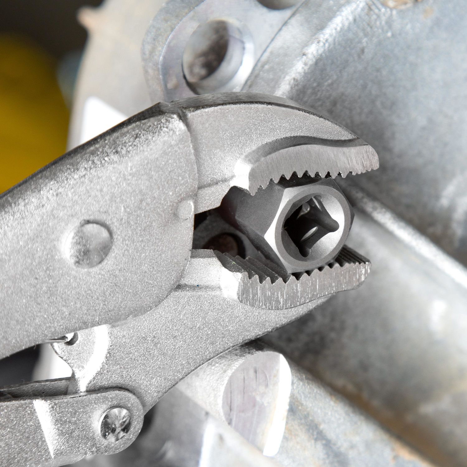 OEMTOOLS 5 pieces Spiral Type Extractor Set on Aluminum Rail