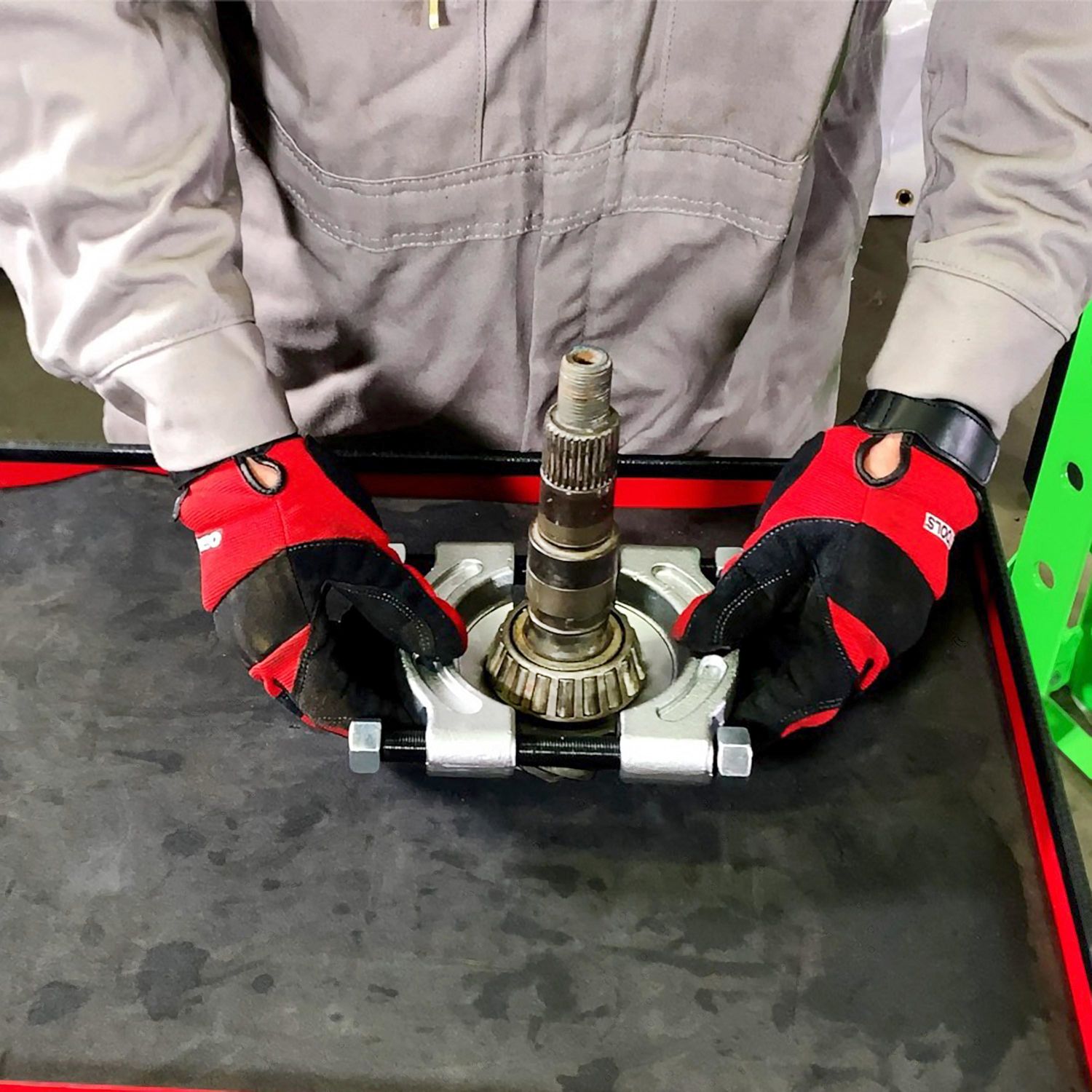 CTA 4 1 4in Maximum Spread Bearing Separator