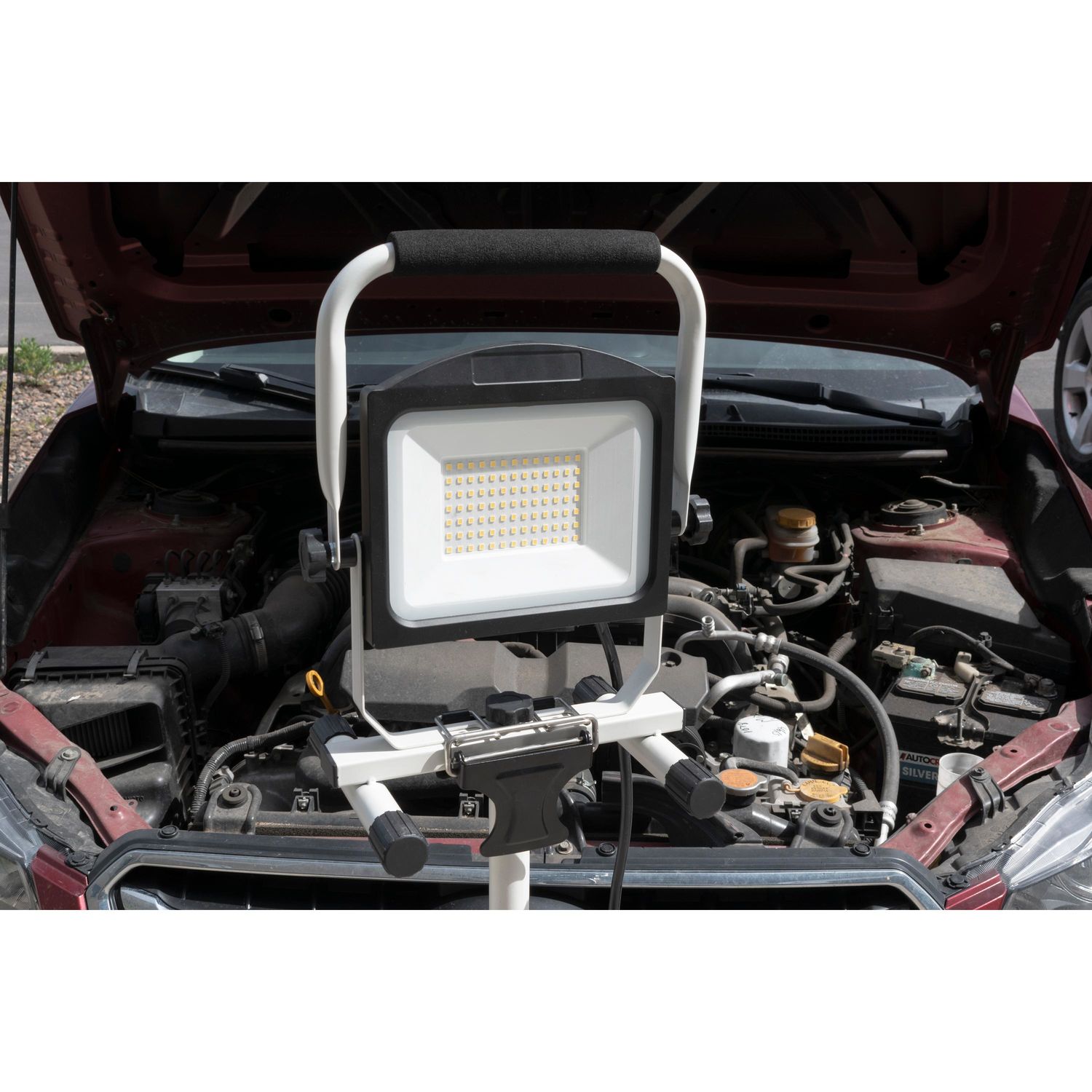 SureBilt 5,000 Lumens LED Portable Work Light with USB