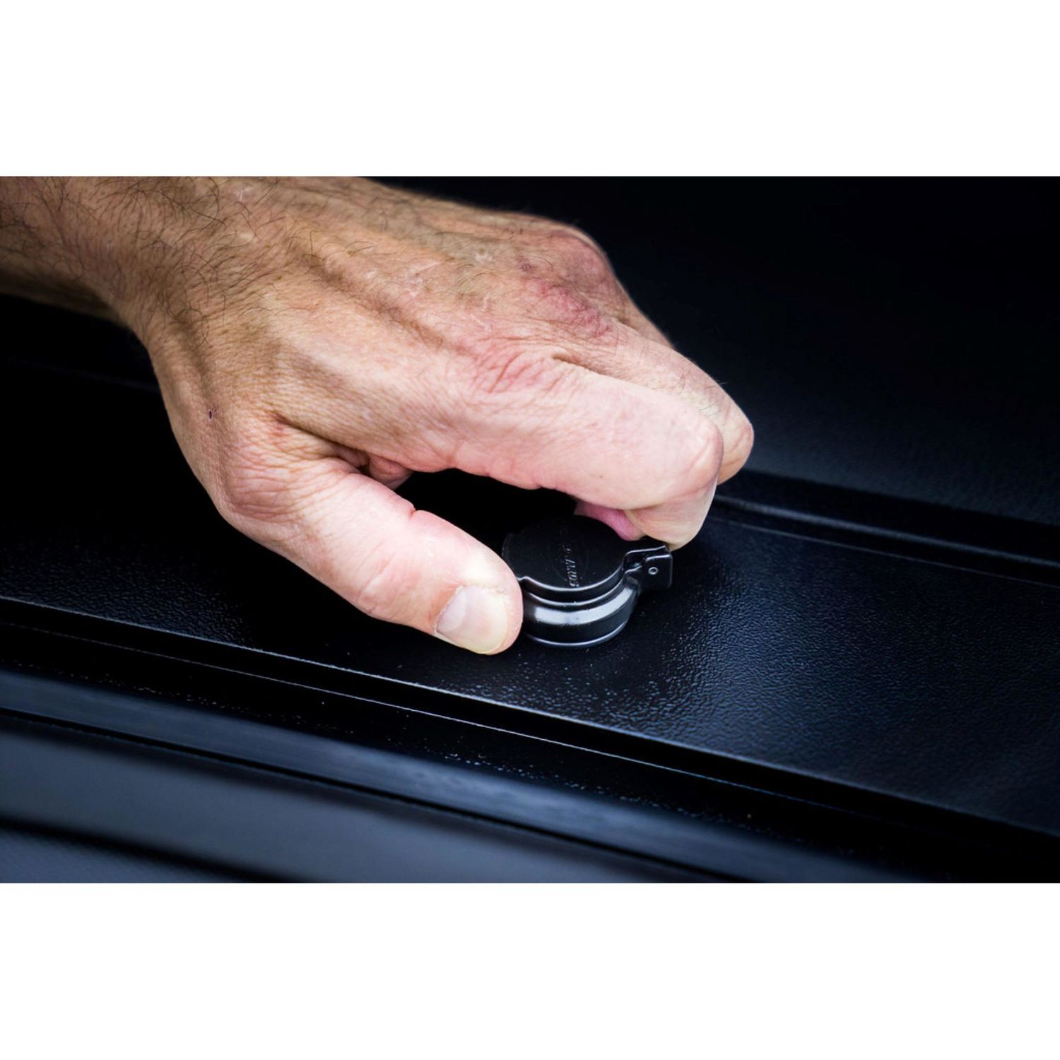 Pace Edwards Roll-Up Tonneau Cover JRF1507