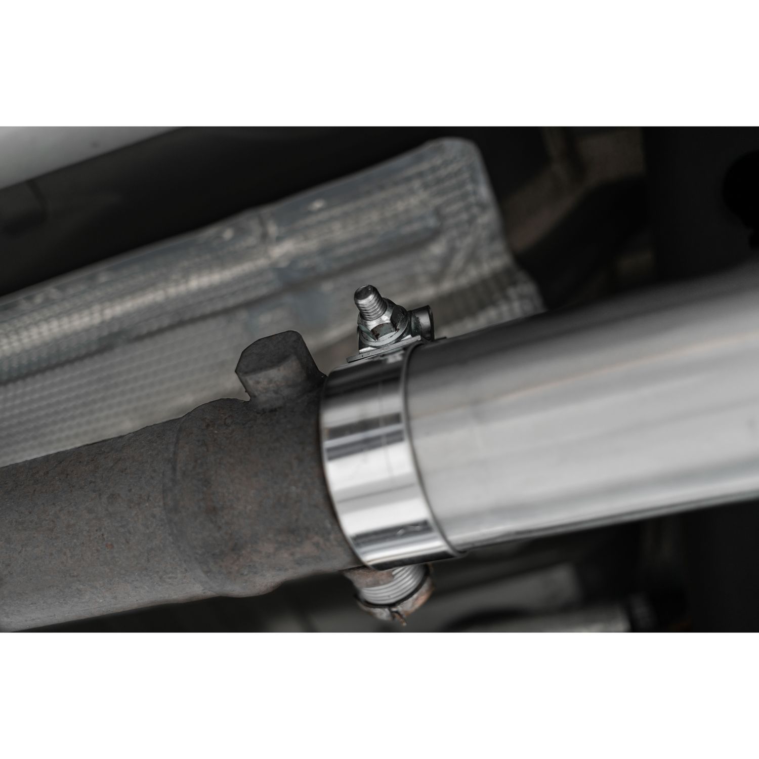 MBRP 3in Inlet x 3in Outlet Performance Muffler with Bypass Pipe S5003409
