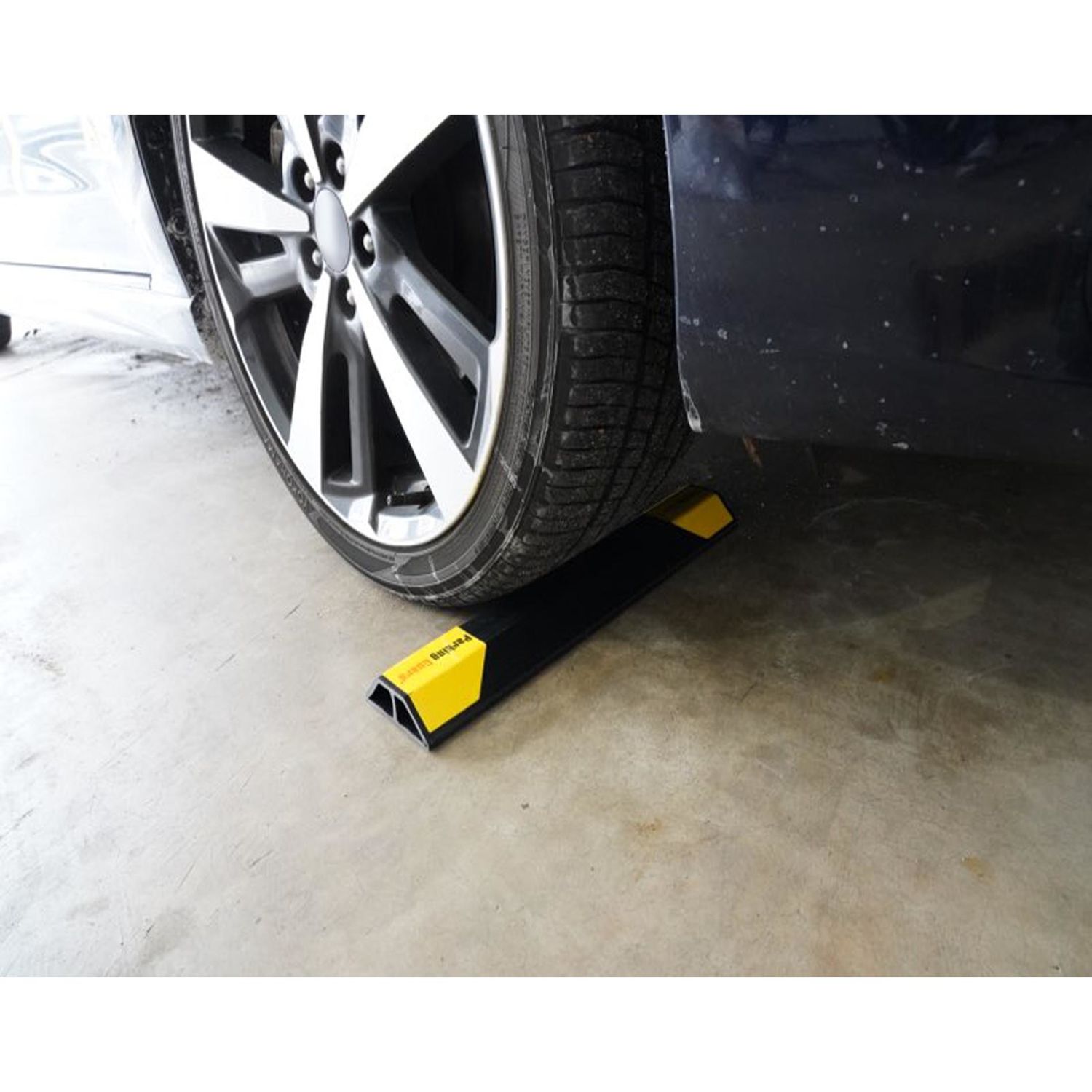 Maxsa Innovations Park Right Parking Guard Tire Stopper