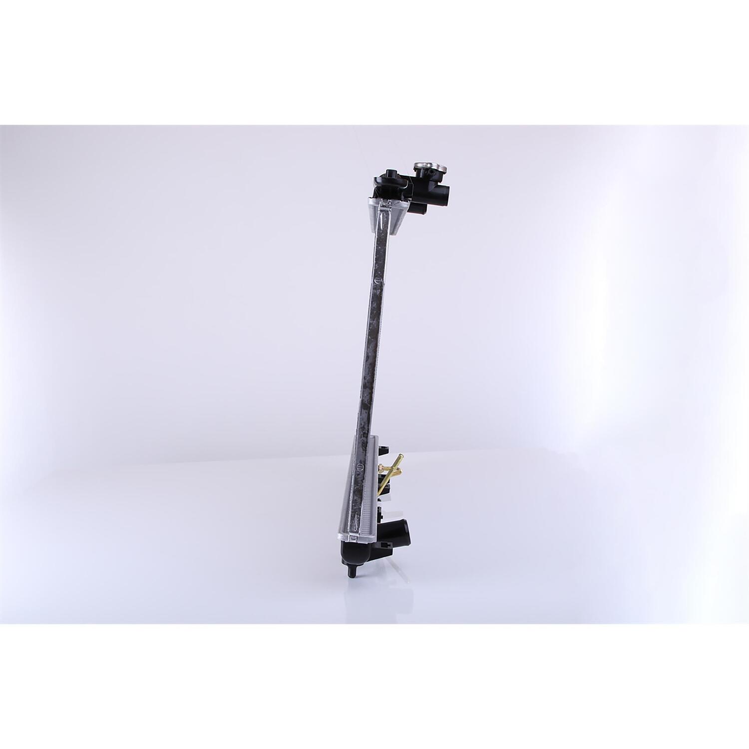 Nissens Radiator 67027