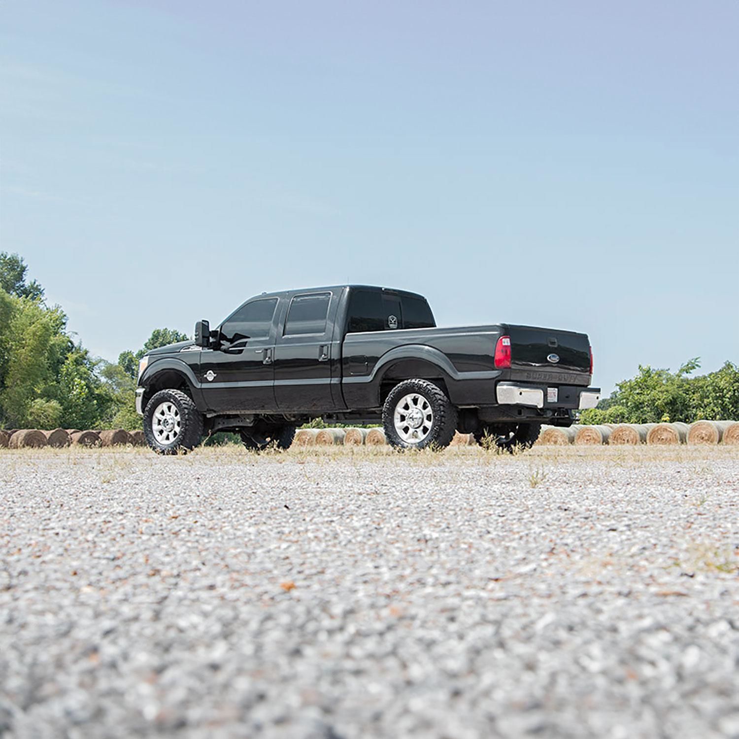 Rough Country 2in Leveling Kit Ford F-250/F-350 Super Duty 4WD (2005 ...