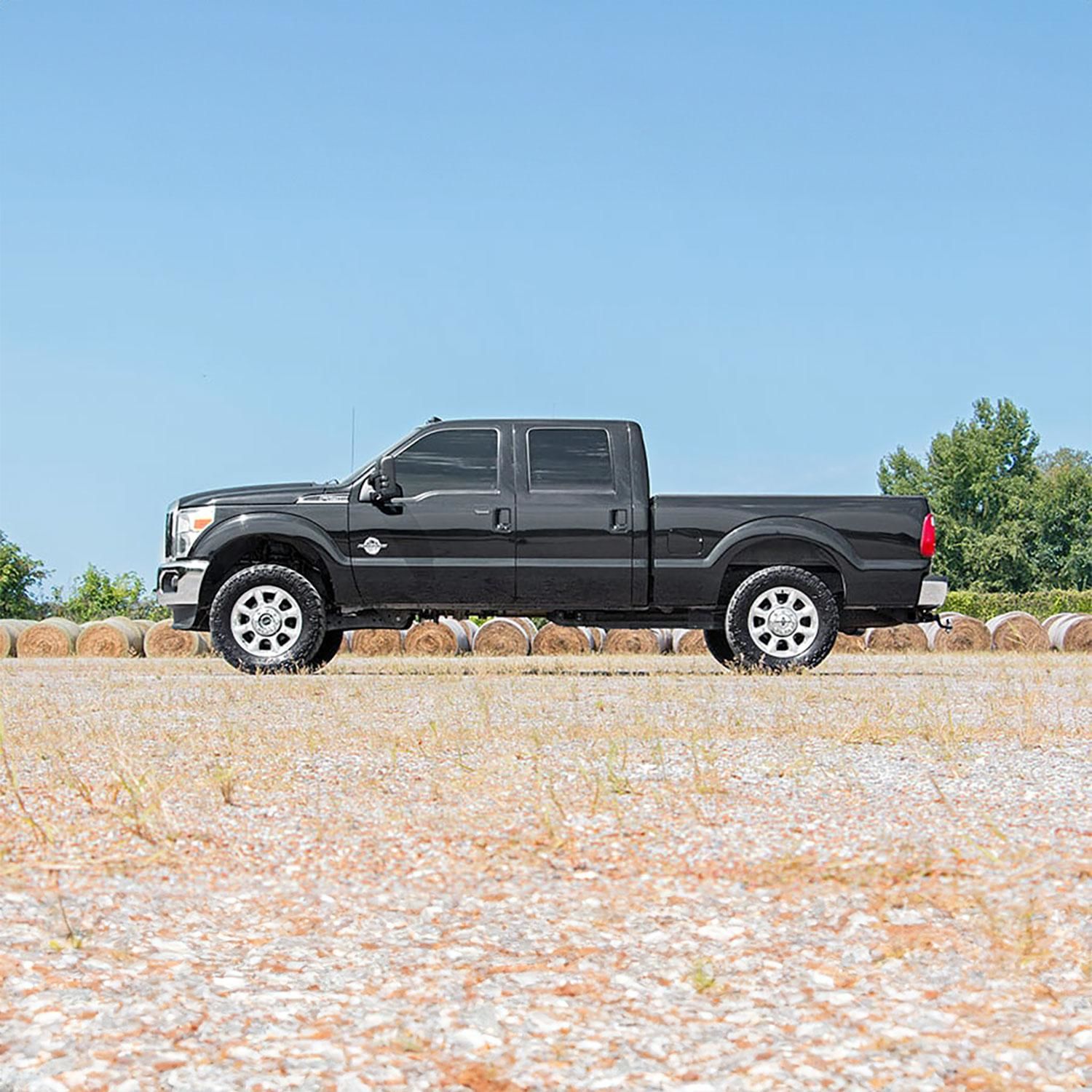 Rough Country 2in Leveling Kit Ford F-250/F-350 Super Duty 4WD (2005 ...