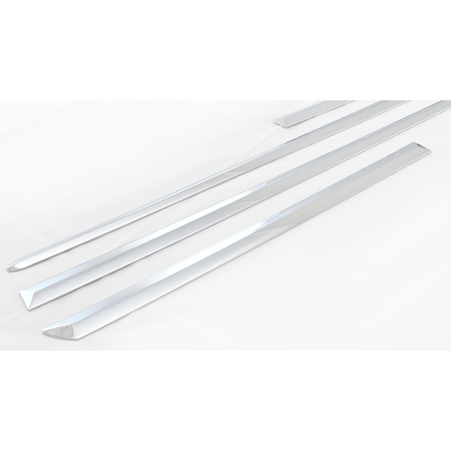 Trim Illusion Side Body Panel Molding SM100