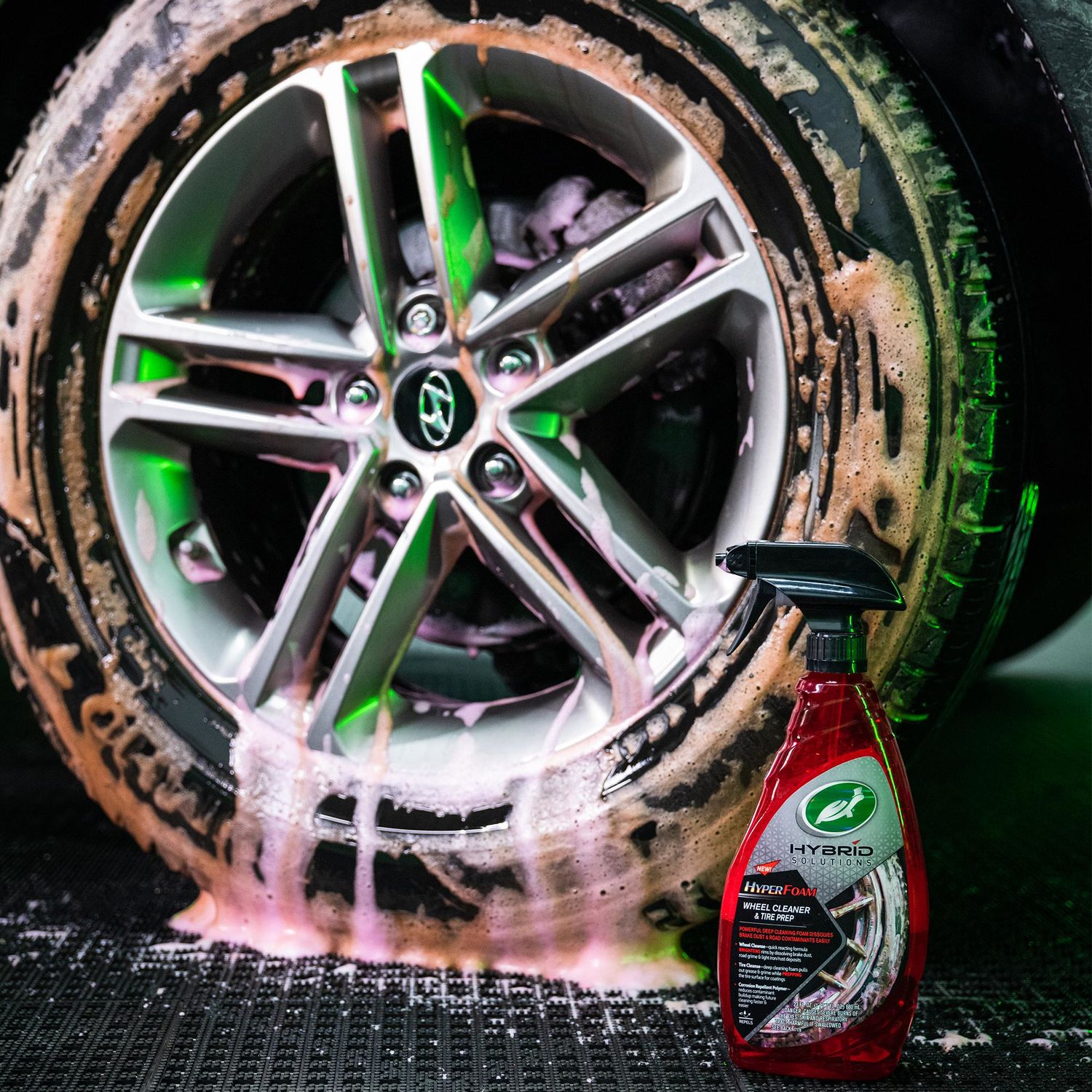 Turtle Wax Hybrid Solutions Hyperfoam Wheel Cleaner and Tire Prep 23oz
