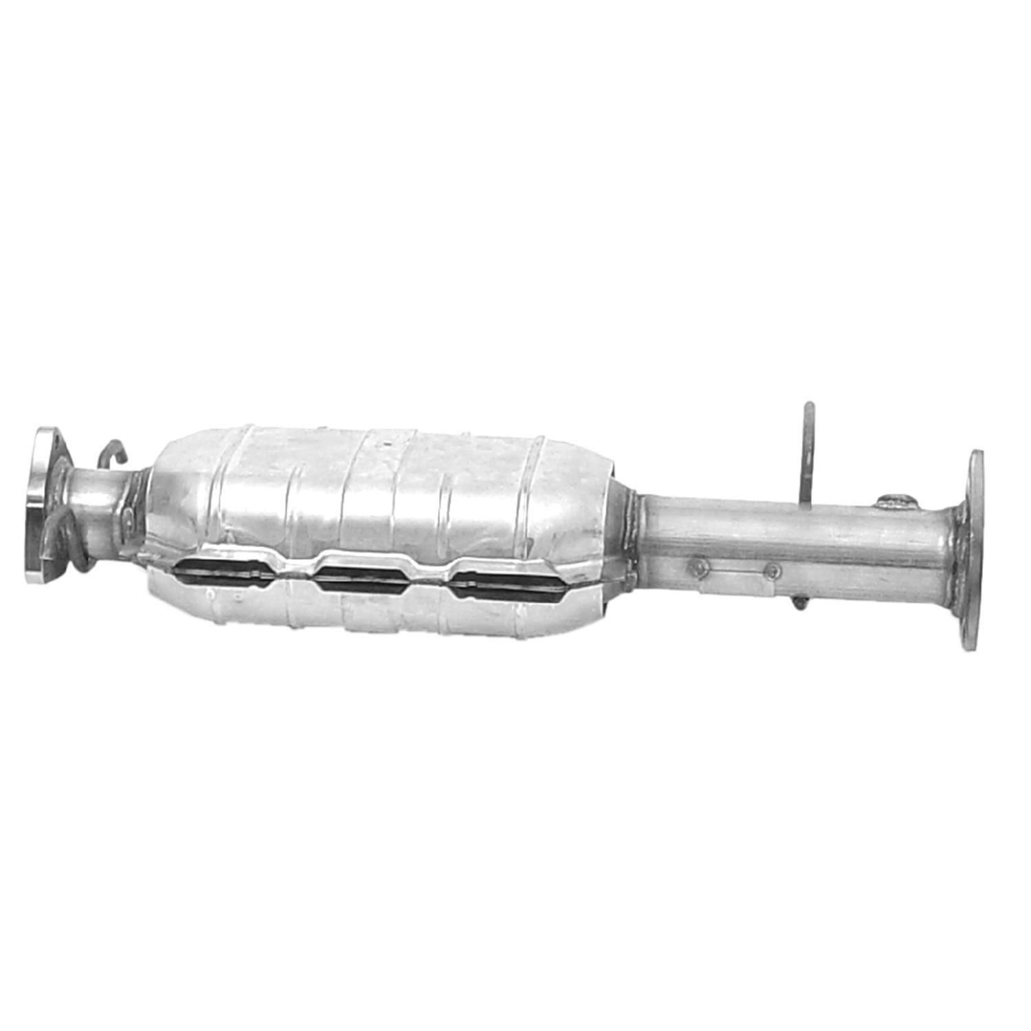 Walker Exhaust Ultra EPA Direct Fit Federal Catalytic Converter 15857