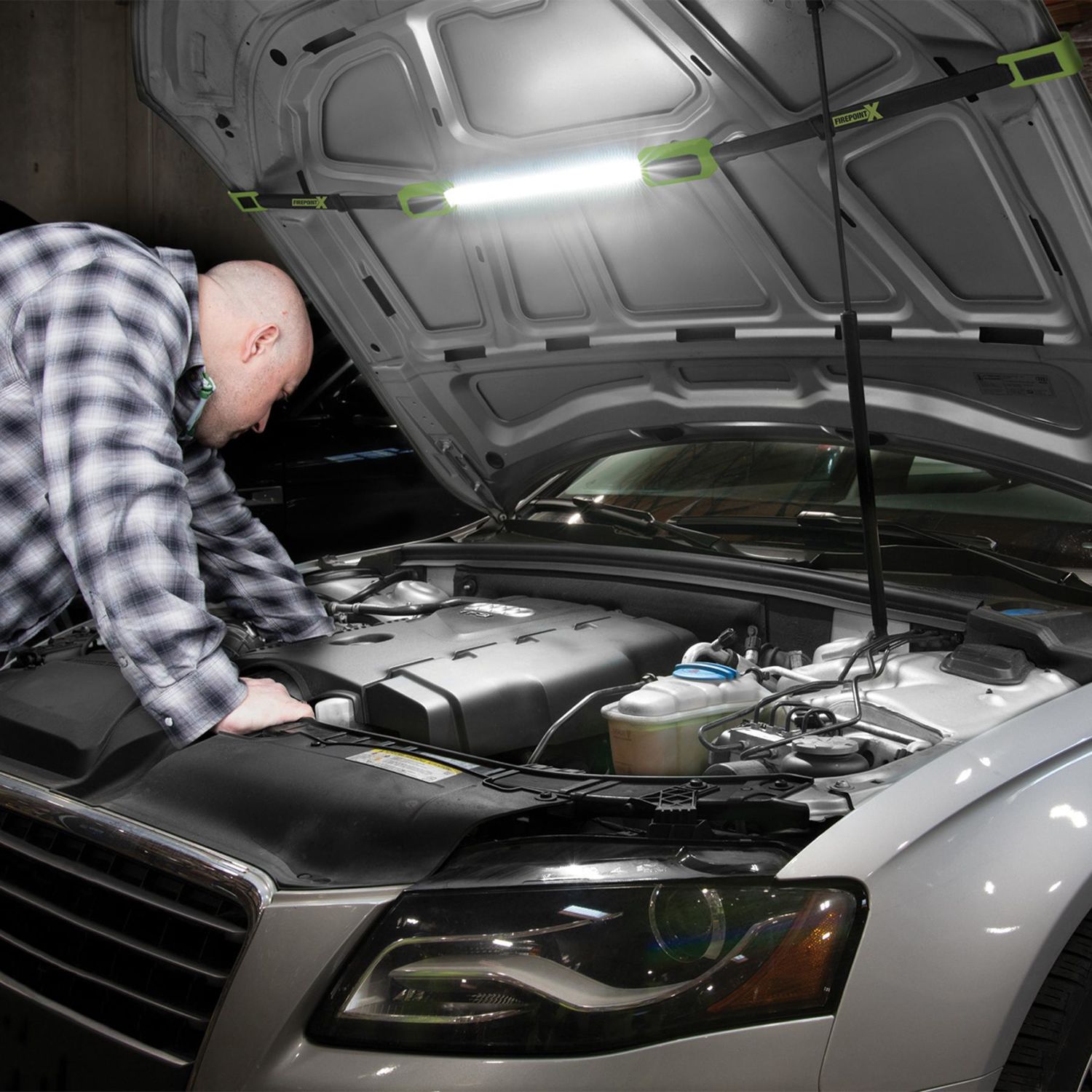 Performance Tool 1,000 Lumens Flex Light Bar