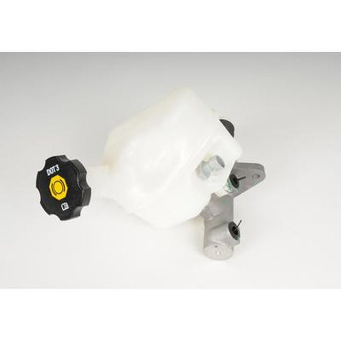 GM Genuine Parts Brake Master Cylinder 174-1153