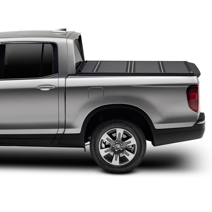 BAK Hard Tri-Fold Tonneau Cover 448602