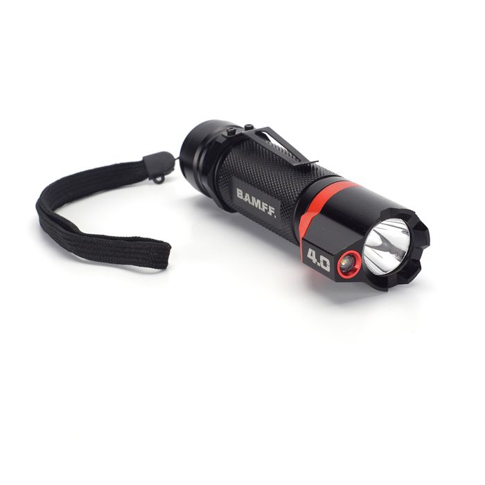 Striker BAMFF 4.0, 400 Lumens Dual LED Flashlight