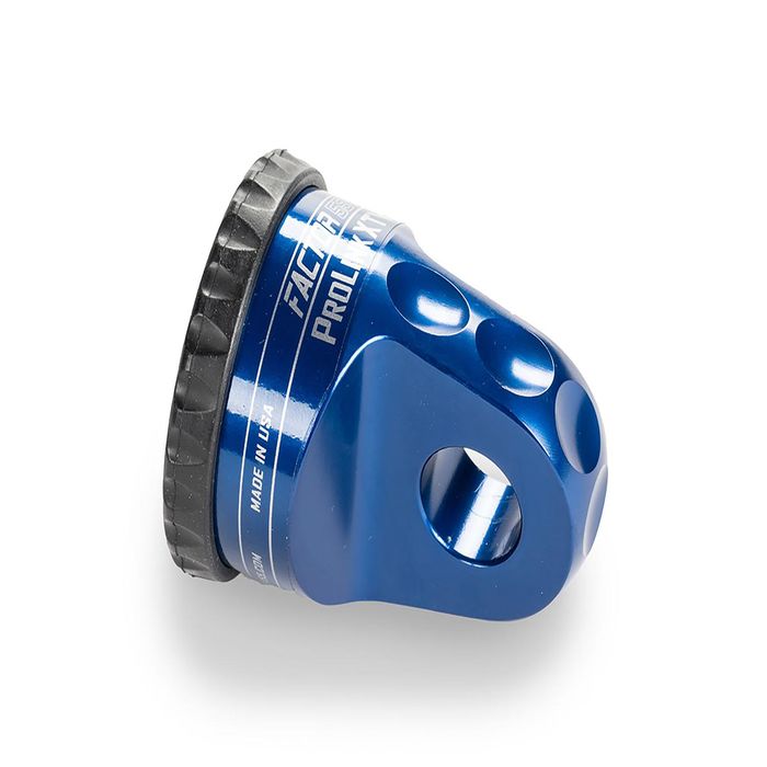 Factor 55 6,000lbs Blue Aluminum Anodized 1/2 and 5/8in Shackles D-Rings