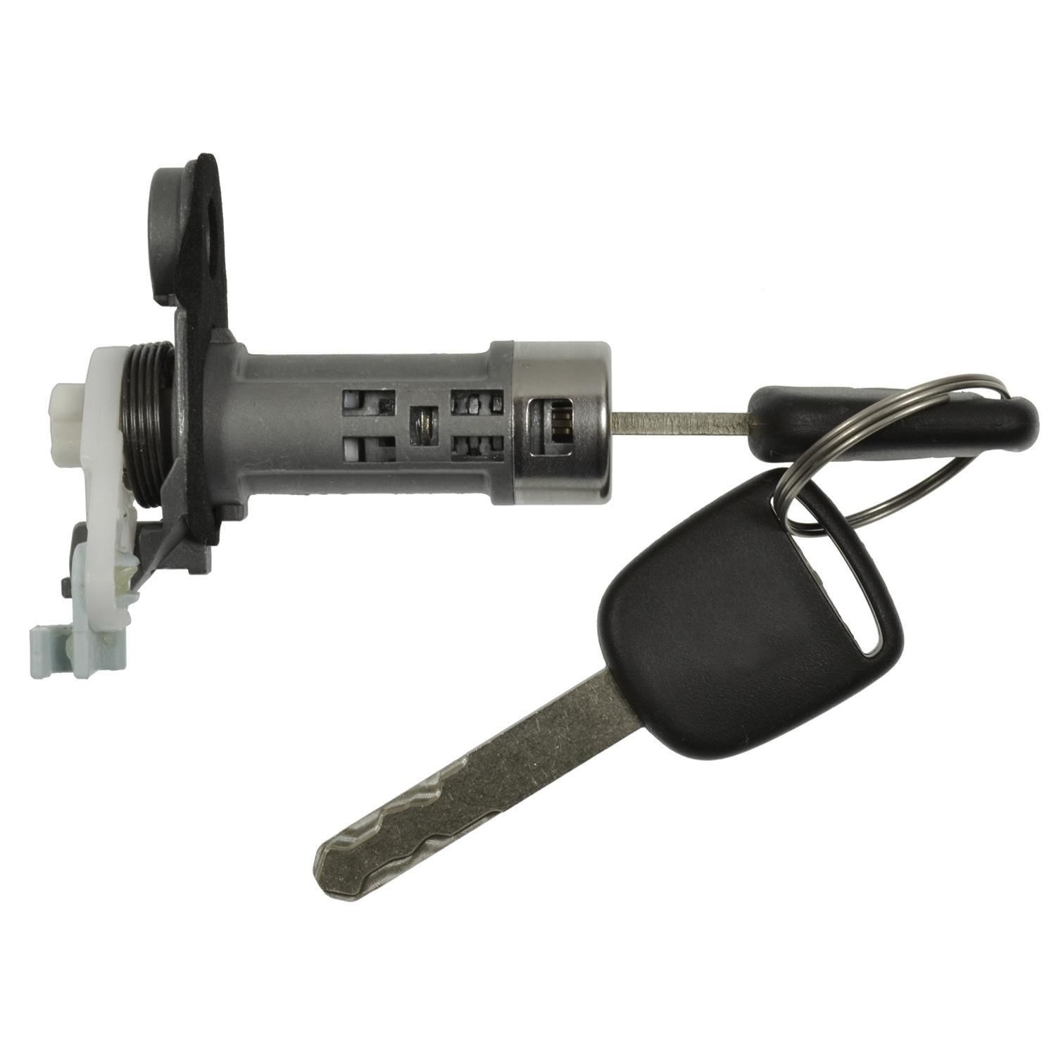 Locksmart Trunk Lock with Cylinder & Keys TL70533