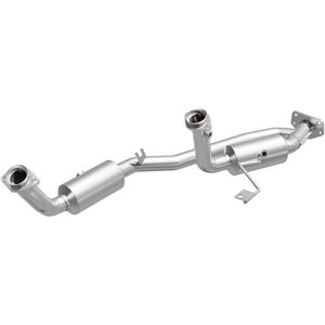 MagnaFlow Direct Fit CARB Catalytic Converter 4551079